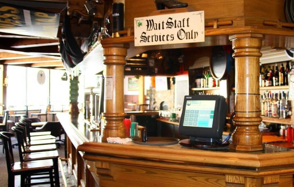 Whistle Stop Pub - Whistler's Inn